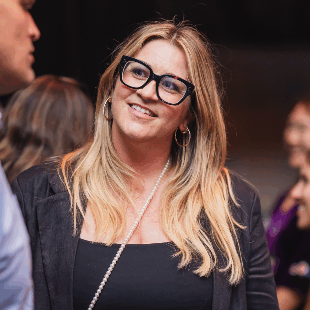 Jessica McAdam | Cura